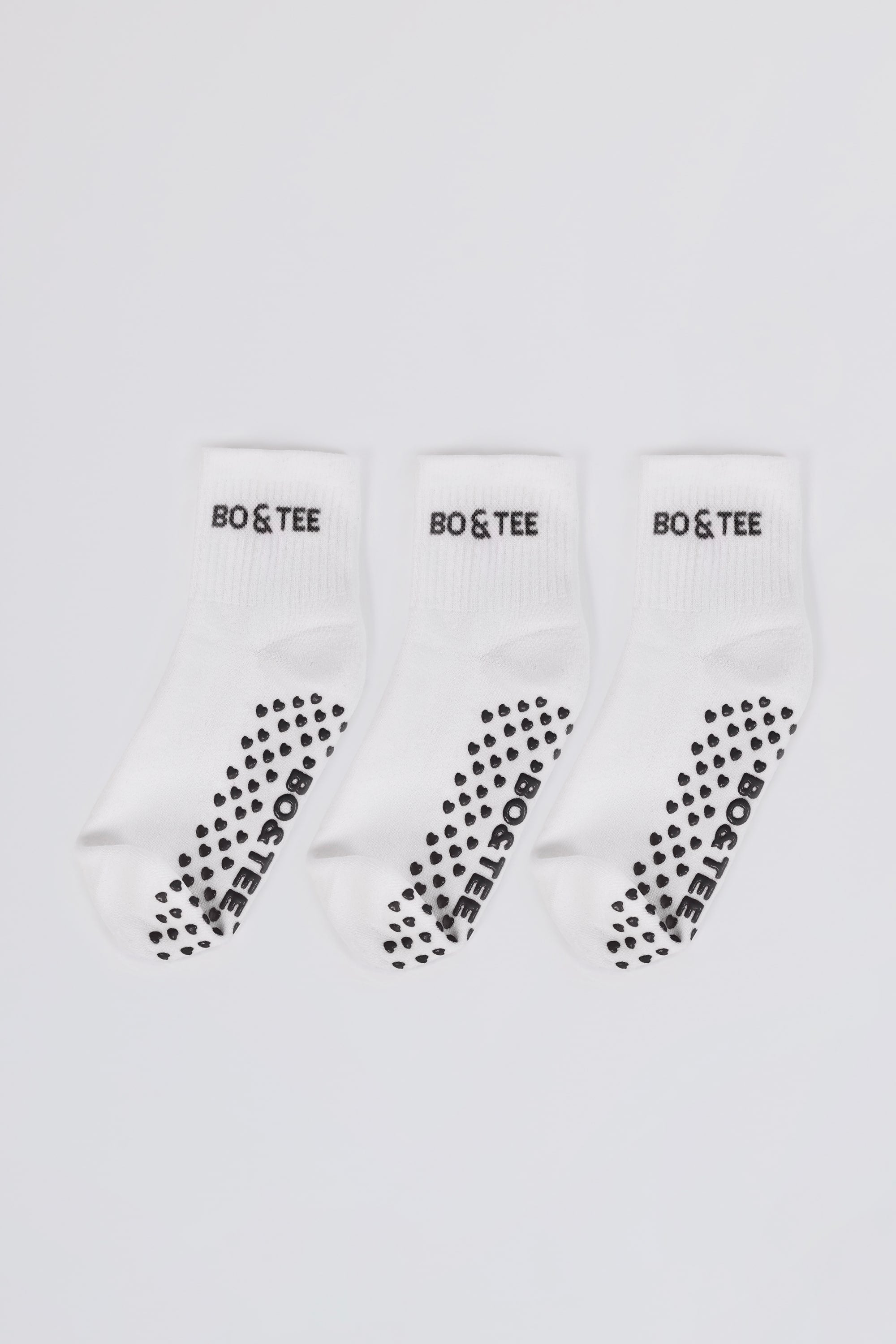 Pilates Sock Bundle in White | Oh Polly