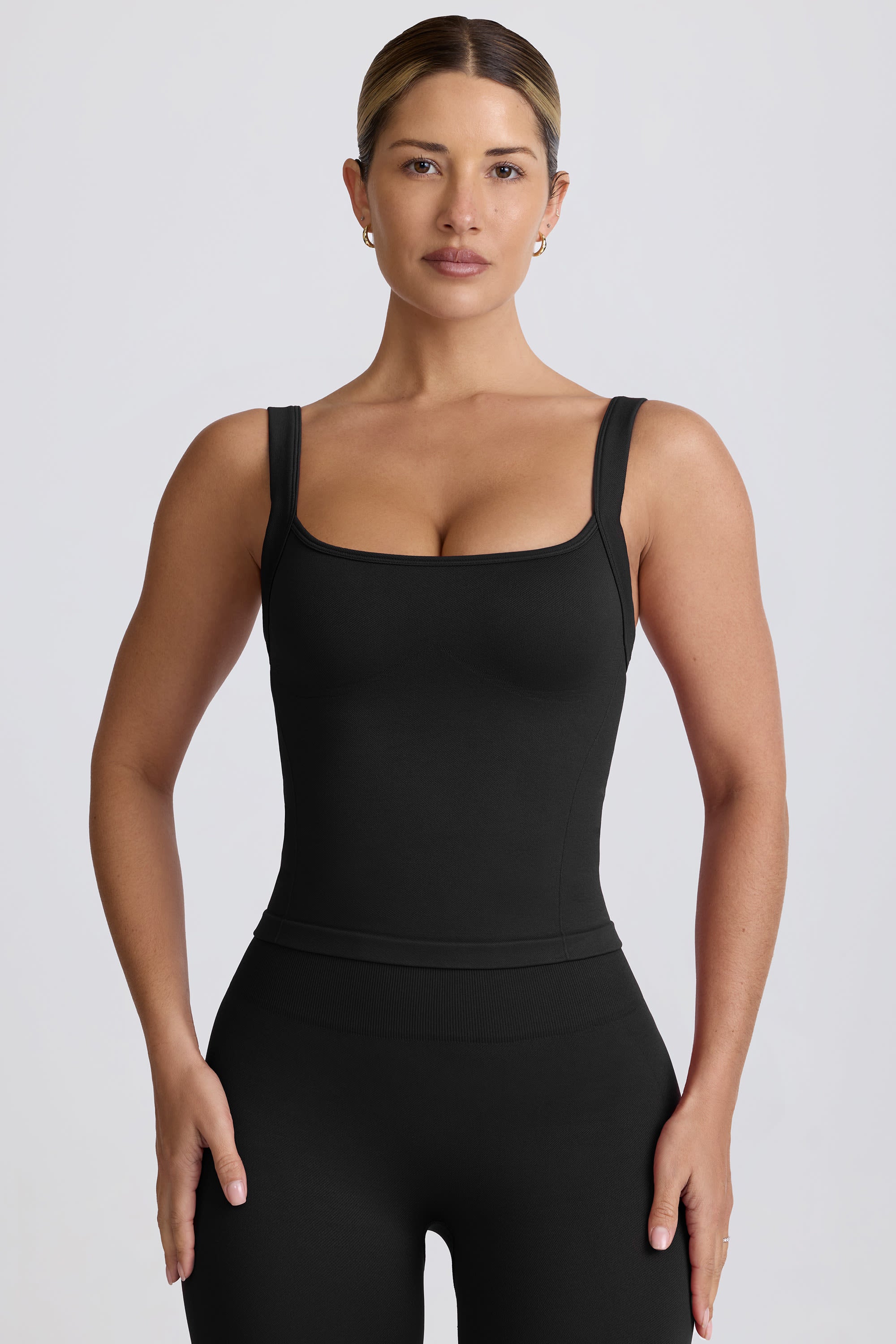 Super Sculpt Seamless Longline Tank Top in Black | Oh Polly