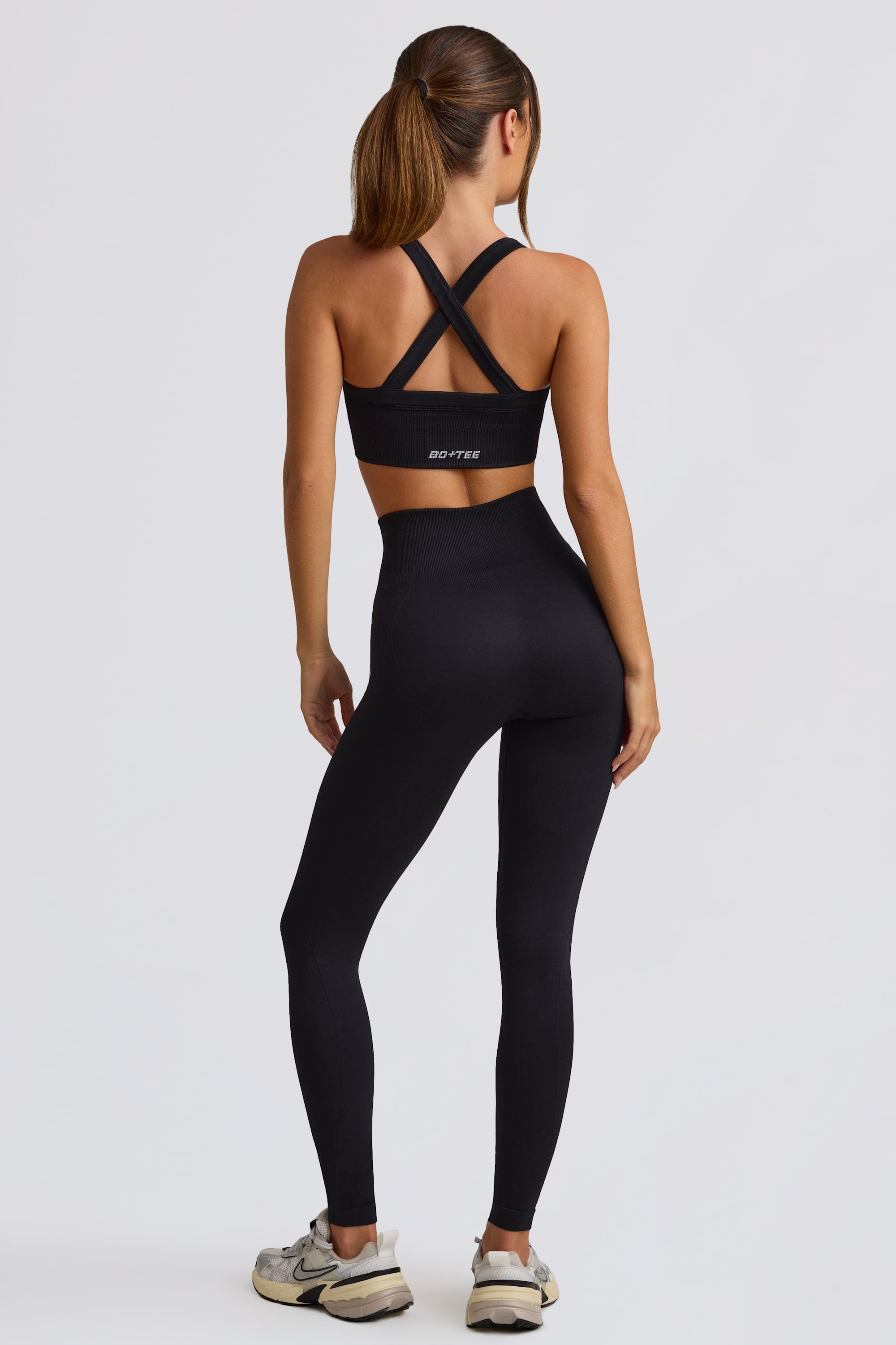 Super Sculpt Seamless High-Waist Leggings in Black | Oh Polly